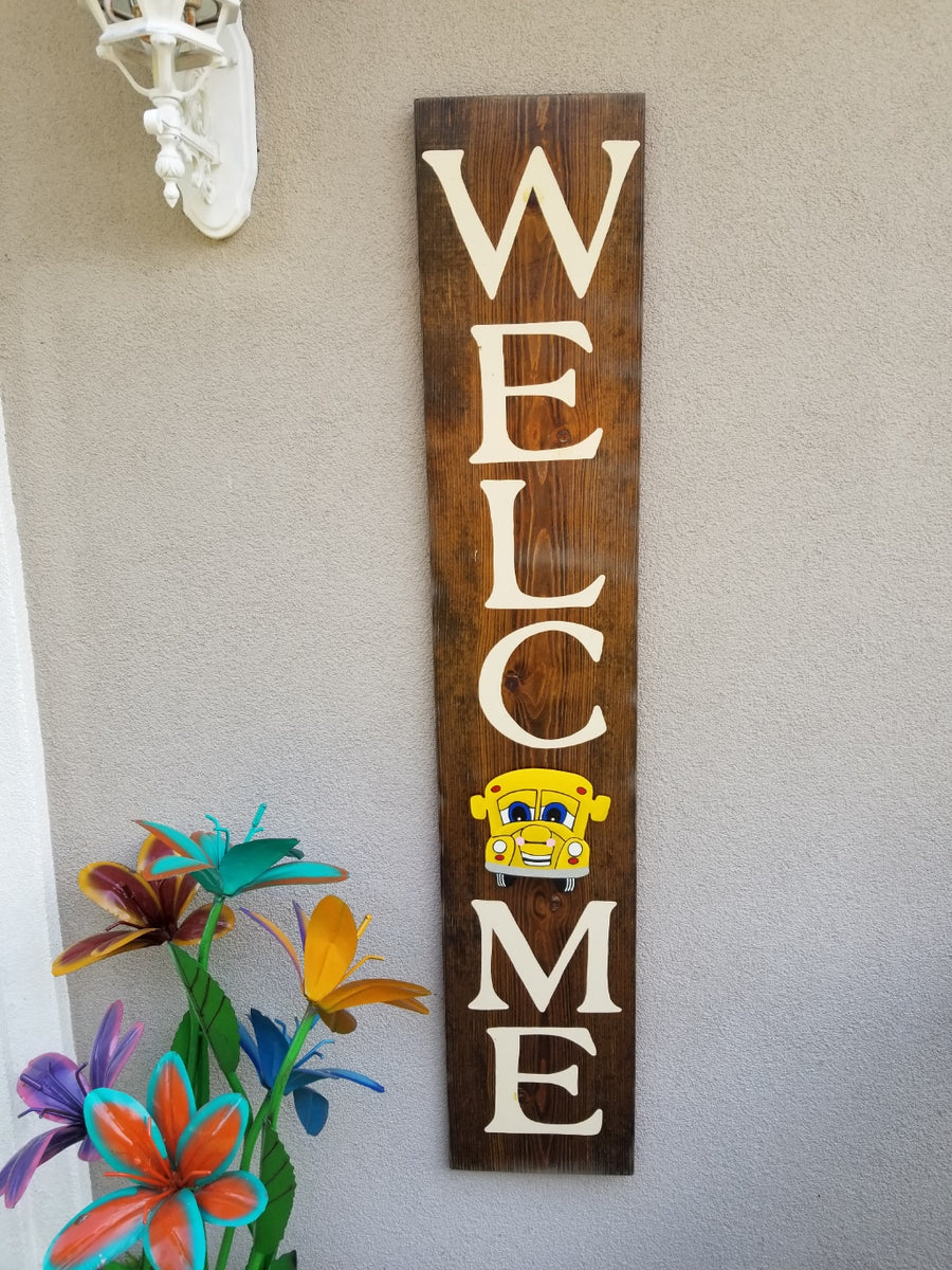 PREMIUM Interchangeable Season Piece - School Bus – The Little Wood Shack